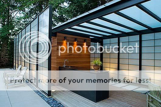Where can I buy translucent walls / fence locally? (design, swimming ...