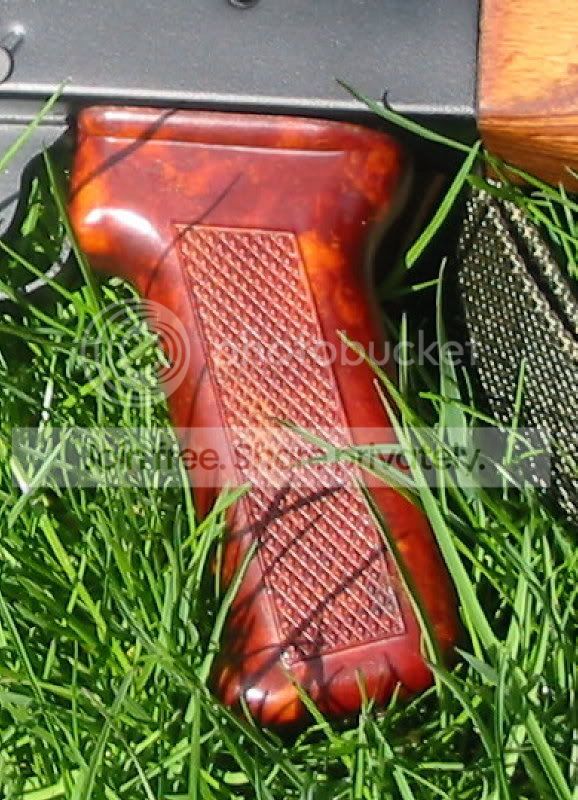 Bakelite and other grips- various -56k unfriendly | AK Rifles